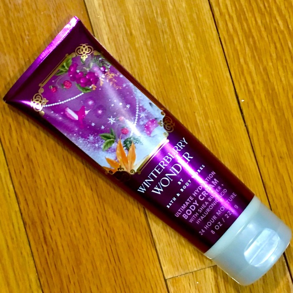 Bath & Body Works | Bath & Body | Nwt Bath Body Works Winterberry ...